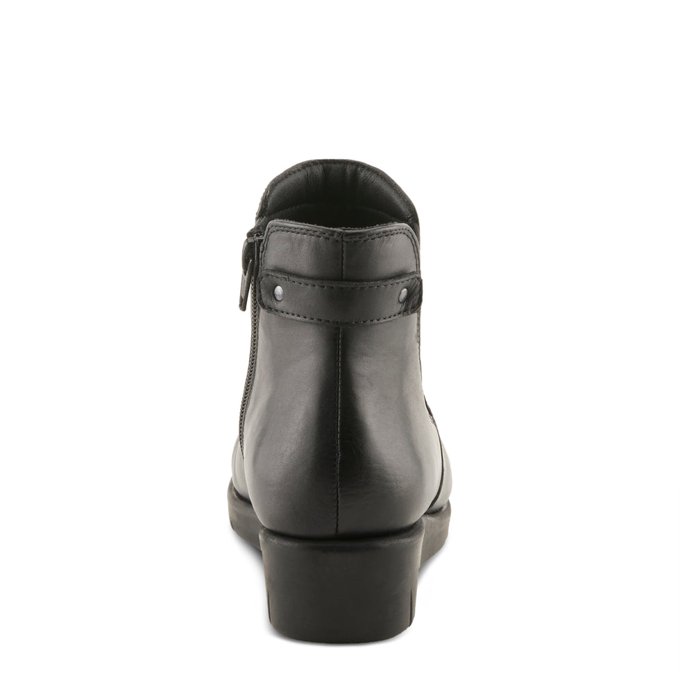 Fall Winter 2024 Collection – Page 5 – Spring Step Shoes