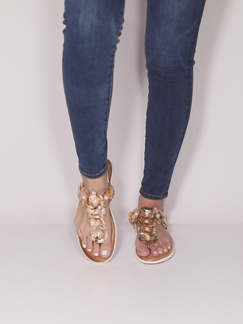 Patrizia Momento Womens Thong Sandals – Spring Step Shoes