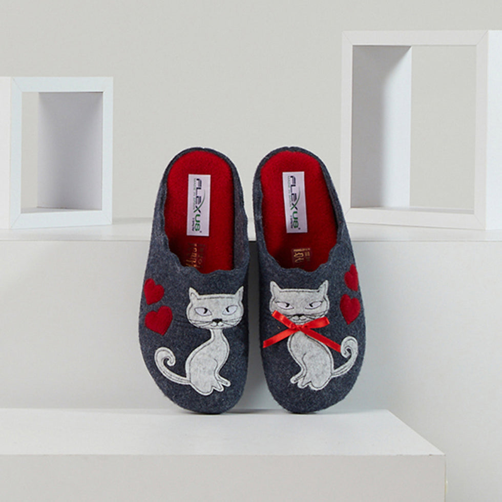 Flexus Pennelopie Slippers: Slip-on Slipper – Spring Step Shoes