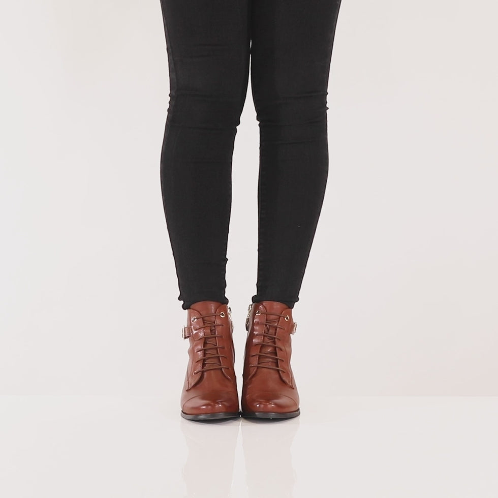 Spring Step Buckleup Lace Up Boots – Spring Step Shoes
